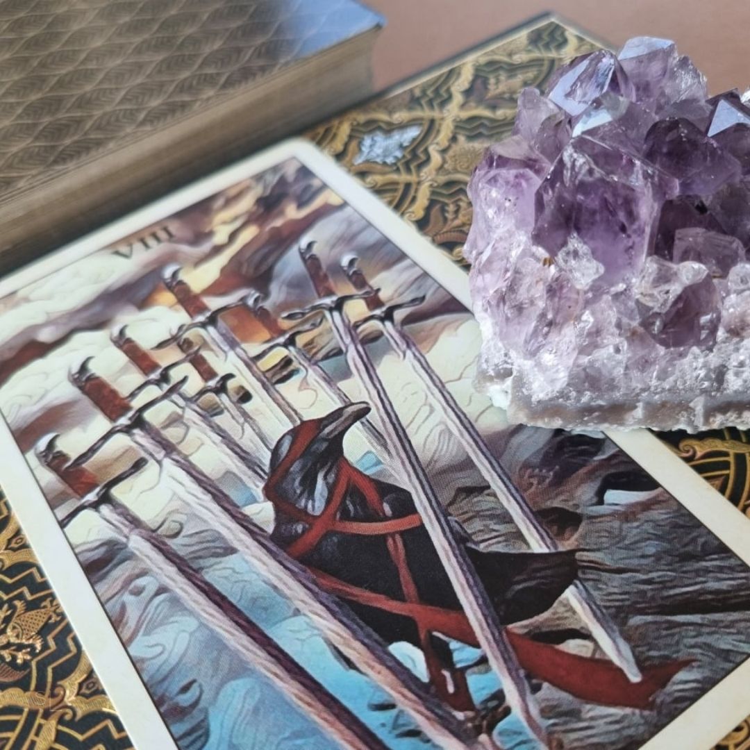 Tarot and Spirit Guides: A guide for beginners – Sage's Lantern Tarot